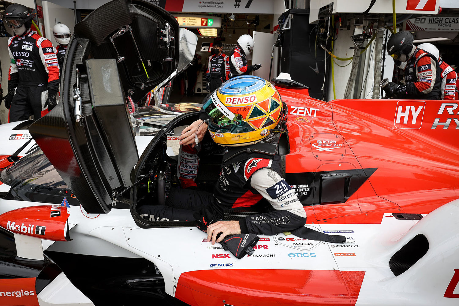 Motorsport Crash Helmets OMP Sparco FIA Approved for Race & Rally ...